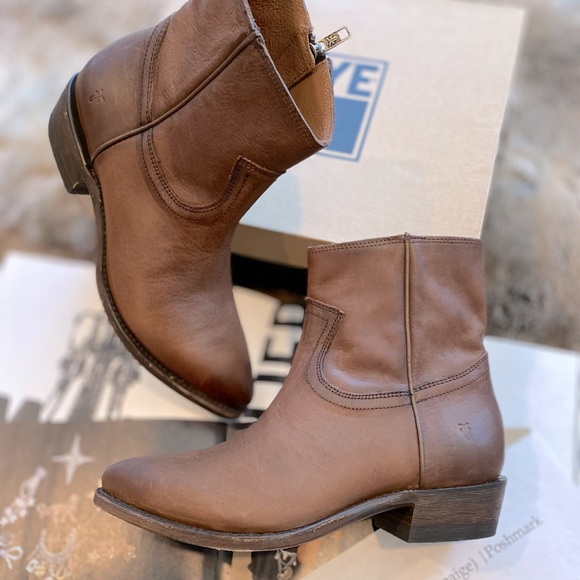Frye | Shoes | Frye Billy Inside Zip | Poshmark